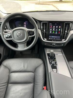 Pelēks Volvo V60 2024 Talsi, ar dzinēja tilpumu 2.00 L un nobraukumu 67 tūkst. km par 39900 €, foto 6 vietnē AUTOMOTO.COM.LV
