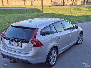 Grey Volvo V60 2010 in Silute, with an engine capacity of 2.00 L and mileage of 321 thousand km for 3999 €, photo 11 on AUTOMOTO.COM.LV