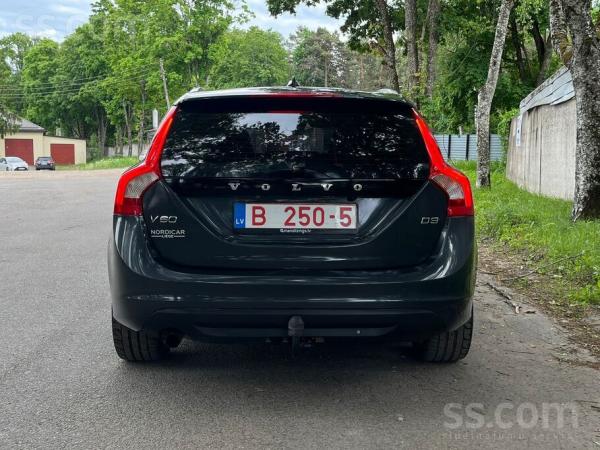 Серый Вольво B60 2010 в Рига, объемом двигателя 2.00 л и пробегом 0 тыс. км за 4199 €, фото 4 на AUTOMOTO.COM.LV