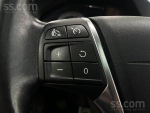 Grey Volvo V60 2010 in Riga, with an engine capacity of 2.00 L and mileage of 0 thousand km for 4199 €, photo 16 on AUTOMOTO.COM.LV