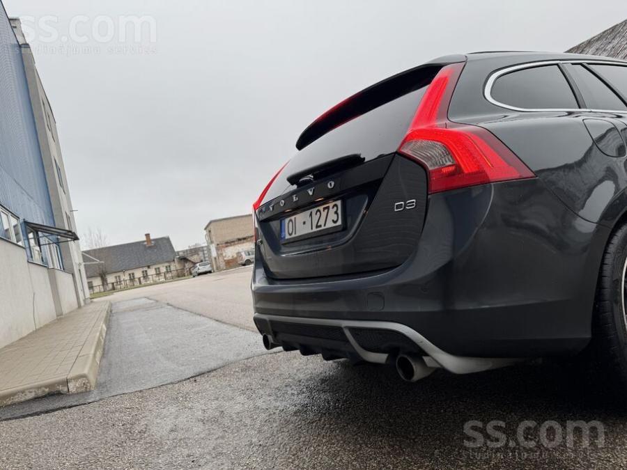 Grey Volvo V60 2011 in Rezekne, with an engine capacity of 2.00 L and mileage of 290 thousand km for 6500 €, photo 7 on AUTOMOTO.COM.LV