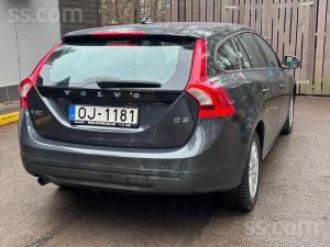Grey Volvo V60 2011 in Riga, with an engine capacity of 2.00 L and mileage of 226 thousand km for 5290 €, photo 16 on AUTOMOTO.COM.LV