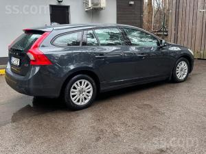 Grey Volvo V60 2011 in Riga, with an engine capacity of 2.00 L and mileage of 226 thousand km for 5290 €, photo 18 on AUTOMOTO.COM.LV