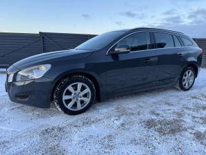 Pelēks Volvo V60 2011 Alīta, ar dzinēja tilpumu 1.98 L un nobraukumu 272 tūkst. km par 4450 €, foto 3 vietnē AUTOMOTO.COM.LV