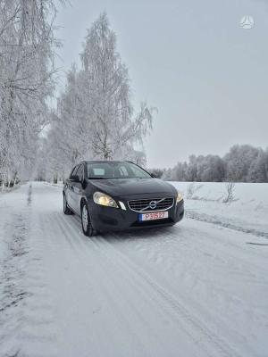 Серый Вольво B60 2011 в Пасвалис, объемом двигателя 1.98 л и пробегом 290 тыс. км за 4900 €, фото 2 на AUTOMOTO.COM.LV