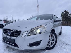 Grey Volvo V60 2011 in Alytus, with an engine capacity of 2.40 L and mileage of 271 thousand km for 5500 €, photo 6 on AUTOMOTO.COM.LV