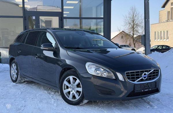 Grey Volvo V60 2011 in Raseiniai, with an engine capacity of 1.98 L and mileage of 279 thousand km for 4999 €, photo 5 on AUTOMOTO.COM.LV