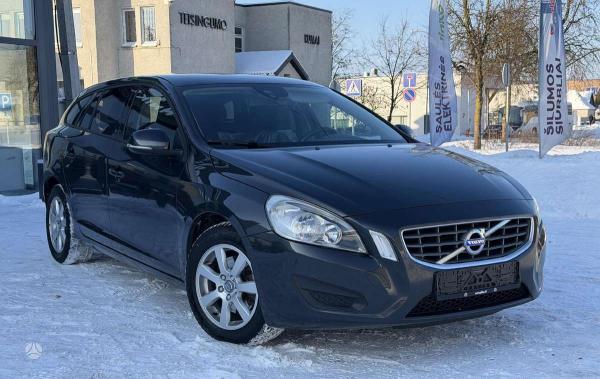 Grey Volvo V60 2011 in Raseiniai, with an engine capacity of 1.98 L and mileage of 279 thousand km for 4999 €, photo 8 on AUTOMOTO.COM.LV