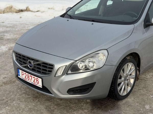 Серый Вольво B60 2011 в Мажейкяй, объемом двигателя 1.98 л и пробегом 309 тыс. км за 5499 €, фото 11 на AUTOMOTO.COM.LV