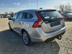 Pelēks Volvo V60 2011 Tartu, ar dzinēja tilpumu 2.40 L un nobraukumu 252 tūkst. km par 7500 €, foto 3 vietnē AUTOMOTO.COM.LV