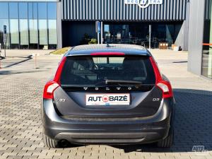 Grey Volvo V60 2011 in Siauliai, with an engine capacity of 2.00 L and mileage of 0 thousand km for 6250 €, photo 7 on AUTOMOTO.COM.LV