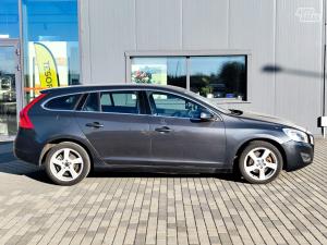 Grey Volvo V60 2011 in Siauliai, with an engine capacity of 2.00 L and mileage of 0 thousand km for 6250 €, photo 9 on AUTOMOTO.COM.LV