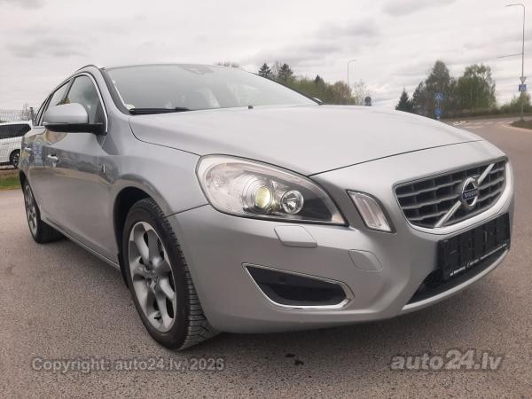 Серый Вольво B60 2011 в Тарту, объемом двигателя 2.40 л и пробегом 252 тыс. км за 7200 €, фото 10 на AUTOMOTO.COM.LV
