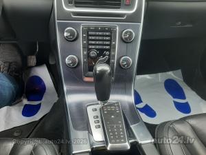 Pelēks Volvo V60 2011 Tartu, ar dzinēja tilpumu 2.40 L un nobraukumu 252 tūkst. km par 7200 €, foto 17 vietnē AUTOMOTO.COM.LV