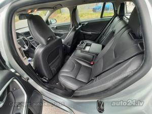 Pelēks Volvo V60 2011 Tartu, ar dzinēja tilpumu 2.40 L un nobraukumu 252 tūkst. km par 7200 €, foto 19 vietnē AUTOMOTO.COM.LV