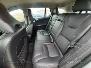 Pelēks Volvo V60 2011 Tartu, ar dzinēja tilpumu 2.40 L un nobraukumu 252 tūkst. km par 7200 €, foto 20 vietnē AUTOMOTO.COM.LV