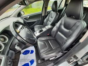 Pelēks Volvo V60 2011 Tartu, ar dzinēja tilpumu 2.40 L un nobraukumu 252 tūkst. km par 6990 €, foto 17 vietnē AUTOMOTO.COM.LV