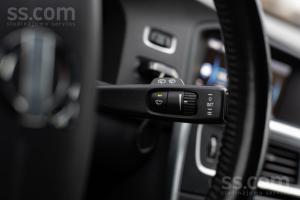 Pelēks Volvo V60 2011 Rīga, ar dzinēja tilpumu 2.00 L un nobraukumu 303 tūkst. km par 6290 €, foto 18 vietnē AUTOMOTO.COM.LV