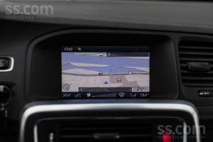 Pelēks Volvo V60 2011 Rīga, ar dzinēja tilpumu 2.00 L un nobraukumu 303 tūkst. km par 6290 €, foto 20 vietnē AUTOMOTO.COM.LV