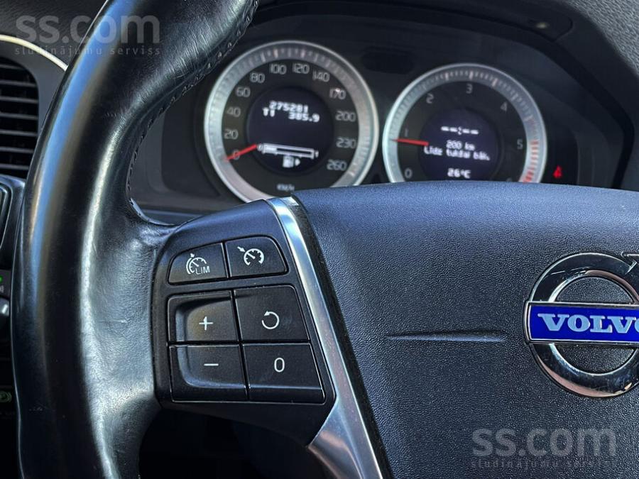 Pelēks Volvo V60 2011 Rīga, ar dzinēja tilpumu 2.00 L un nobraukumu 275 tūkst. km par 3200 €, foto 8 vietnē AUTOMOTO.COM.LV