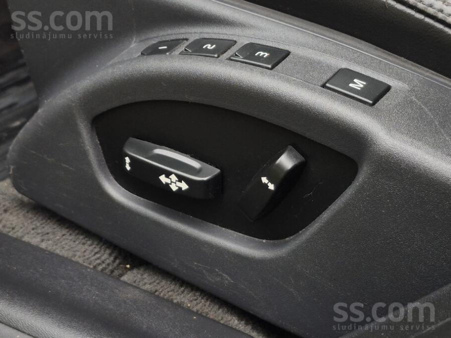 Pelēks Volvo V60 2011 Rīga, ar dzinēja tilpumu 2.00 L un nobraukumu 300 tūkst. km par 4500 €, foto 19 vietnē AUTOMOTO.COM.LV