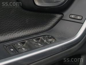 Pelēks Volvo V60 2011 Rīga, ar dzinēja tilpumu 2.00 L un nobraukumu 300 tūkst. km par 4500 €, foto 20 vietnē AUTOMOTO.COM.LV