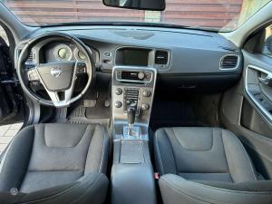 Grey Volvo V60 2011 in Kaisiadorys, with an engine capacity of 1.98 L and mileage of 295 thousand km for 5900 €, photo 5 on AUTOMOTO.COM.LV