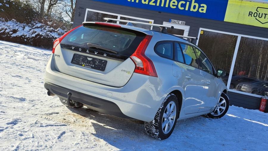 Серый Вольво B60 2011 в Рига, объемом двигателя 1.60 л и пробегом 359 тыс. км за 5490 €, фото 20 на AUTOMOTO.COM.LV