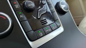 Серый Вольво B60 2011 в Рига, объемом двигателя 1.60 л и пробегом 359 тыс. км за 5490 €, фото 53 на AUTOMOTO.COM.LV