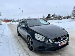 Pelēks Volvo V60 2011 Rēzekne, ar dzinēja tilpumu 2.00 L un nobraukumu 290 tūkst. km par 6300 €, foto 6 vietnē AUTOMOTO.COM.LV