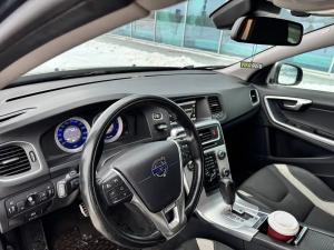 Pelēks Volvo V60 2011 Rēzekne, ar dzinēja tilpumu 2.00 L un nobraukumu 290 tūkst. km par 6300 €, foto 8 vietnē AUTOMOTO.COM.LV