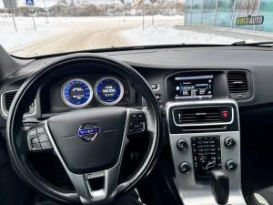 Pelēks Volvo V60 2011 Rēzekne, ar dzinēja tilpumu 2.00 L un nobraukumu 290 tūkst. km par 6300 €, foto 12 vietnē AUTOMOTO.COM.LV