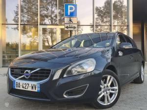 Grey Volvo V60 2011 in Vilnius, with an engine capacity of 2.40 L and mileage of 250 thousand km for 6450 €, photo 5 on AUTOMOTO.COM.LV