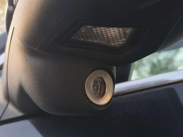 Grey Volvo V60 2011 in Vilnius, with an engine capacity of 2.40 L and mileage of 250 thousand km for 6450 €, photo 6 on AUTOMOTO.COM.LV