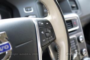 Pelēks Volvo V60 2011 Tallina, ar dzinēja tilpumu 2.00 L un nobraukumu 373 tūkst. km par 4999 €, foto 20 vietnē AUTOMOTO.COM.LV