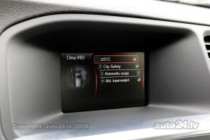 Pelēks Volvo V60 2011 Tallina, ar dzinēja tilpumu 2.00 L un nobraukumu 373 tūkst. km par 4999 €, foto 23 vietnē AUTOMOTO.COM.LV
