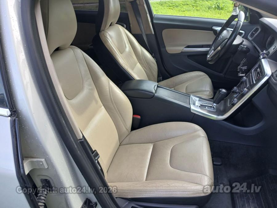 Серый Вольво B60 2011 в Таллин, объемом двигателя 2.00 л и пробегом 434 тыс. км за 3773 €, фото 13 на AUTOMOTO.COM.LV