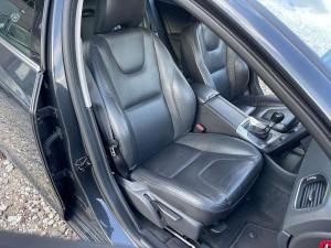 Pelēks Volvo V60 2011 Kauņa, ar dzinēja tilpumu 1.98 L un nobraukumu 246 tūkst. km par 5300 €, foto 8 vietnē AUTOMOTO.COM.LV