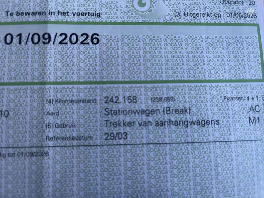Pelēks Volvo V60 2011 Kauņa, ar dzinēja tilpumu 1.98 L un nobraukumu 246 tūkst. km par 5300 €, foto 20 vietnē AUTOMOTO.COM.LV