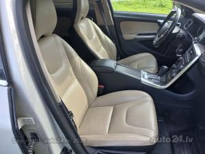 Pelēks Volvo V60 2011 Tallina, ar dzinēja tilpumu 2.00 L un nobraukumu 434 tūkst. km par 3773 €, foto 13 vietnē AUTOMOTO.COM.LV