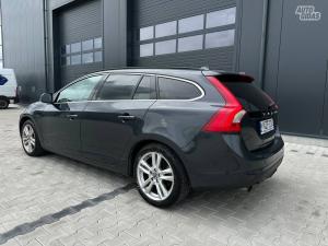 Pelēks Volvo V60 2011 Klaipėda, ar dzinēja tilpumu 2.00 L un nobraukumu 260 tūkst. km par 5300 €, foto 7 vietnē AUTOMOTO.COM.LV