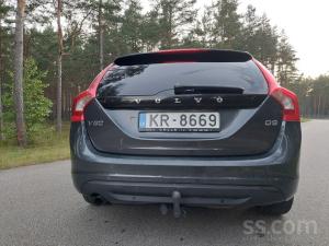 Серый Вольво B60 2011 в Рига, объемом двигателя 2.00 л и пробегом 298 тыс. км за 4750 €, фото 8 на AUTOMOTO.COM.LV