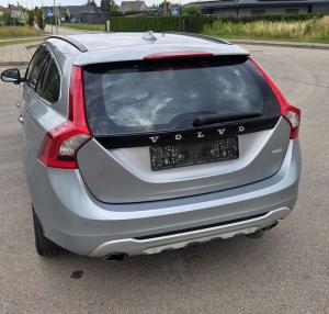 Grey Volvo V60 2011 in Kaunas, with an engine capacity of 1.98 L and mileage of 266 thousand km for 6950 €, photo 6 on AUTOMOTO.COM.LV