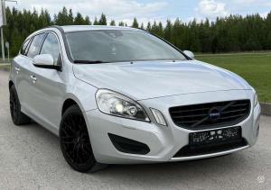 Pelēks Volvo V60 2011 Raseiniai, ar dzinēja tilpumu 2.40 L un nobraukumu 231 tūkst. km par 5750 €, foto 14 vietnē AUTOMOTO.COM.LV
