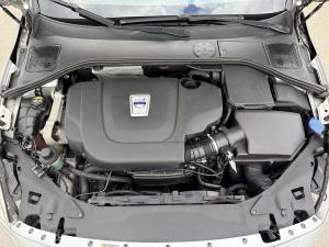 Pelēks Volvo V60 2011 Raseiniai, ar dzinēja tilpumu 2.40 L un nobraukumu 231 tūkst. km par 5750 €, foto 43 vietnē AUTOMOTO.COM.LV
