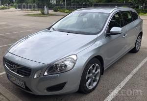 Grey Volvo V60 2011 in Riga, with an engine capacity of 2.00 L and mileage of 435 thousand km for 5200 €, photo  on AUTOMOTO.COM.LV