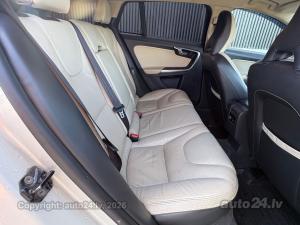 Grey Volvo V60 2011 in Rapla, with an engine capacity of 2.00 L and mileage of 0 thousand km for 3750 €, photo 13 on AUTOMOTO.COM.LV