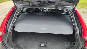 Pelēks Volvo V60 2011 Ogre, ar dzinēja tilpumu 2.40 L un nobraukumu 290 tūkst. km par 5499 €, foto 11 vietnē AUTOMOTO.COM.LV