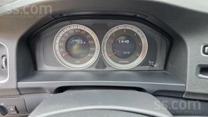 Pelēks Volvo V60 2011 Ogre, ar dzinēja tilpumu 2.40 L un nobraukumu 290 tūkst. km par 5499 €, foto 26 vietnē AUTOMOTO.COM.LV