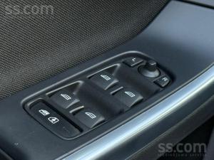 Pelēks Volvo V60 2011 Jelgava, ar dzinēja tilpumu 2.00 L un nobraukumu 0 tūkst. km par 6150 €, foto 19 vietnē AUTOMOTO.COM.LV
